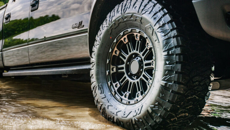 Maxxis Razr AT811 Tyre: Pros and Cons | CNC Wheels