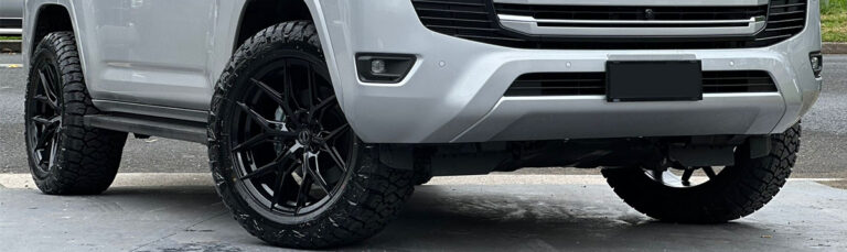 Maxxis RAZR AT811 285/70R17 121/118S Tyre | CNC Wheels