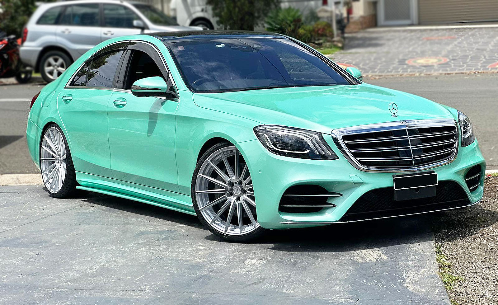 GT FORM ANVIL SILVER MACHINED FACE 22X9 5X118 WHEEL - CNC Wheels